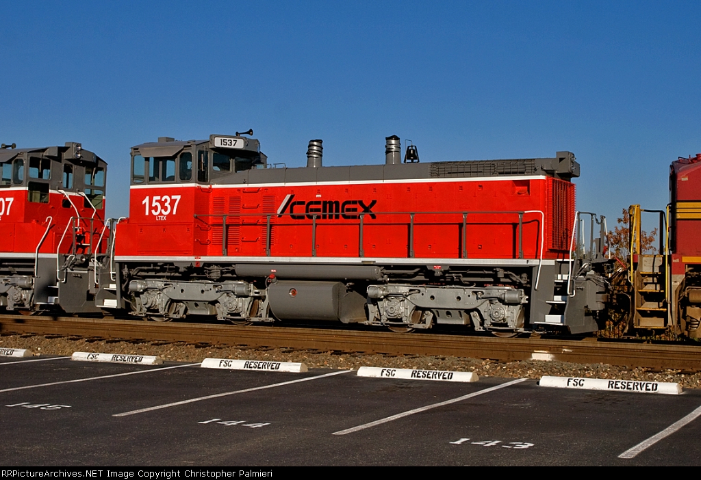 LTEX 1537 on BNSF M-ALTTPL4-05